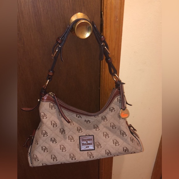 Dooney And Bourke 1975 Purse